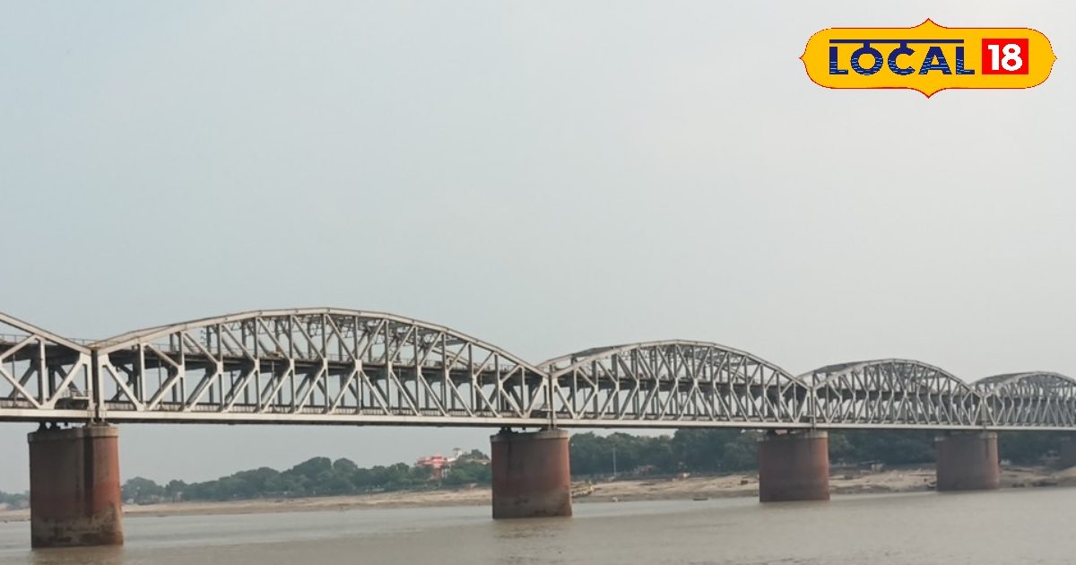 Varanasi historic Rajghat Bridge connecting Varanasi and Chandauli will ...