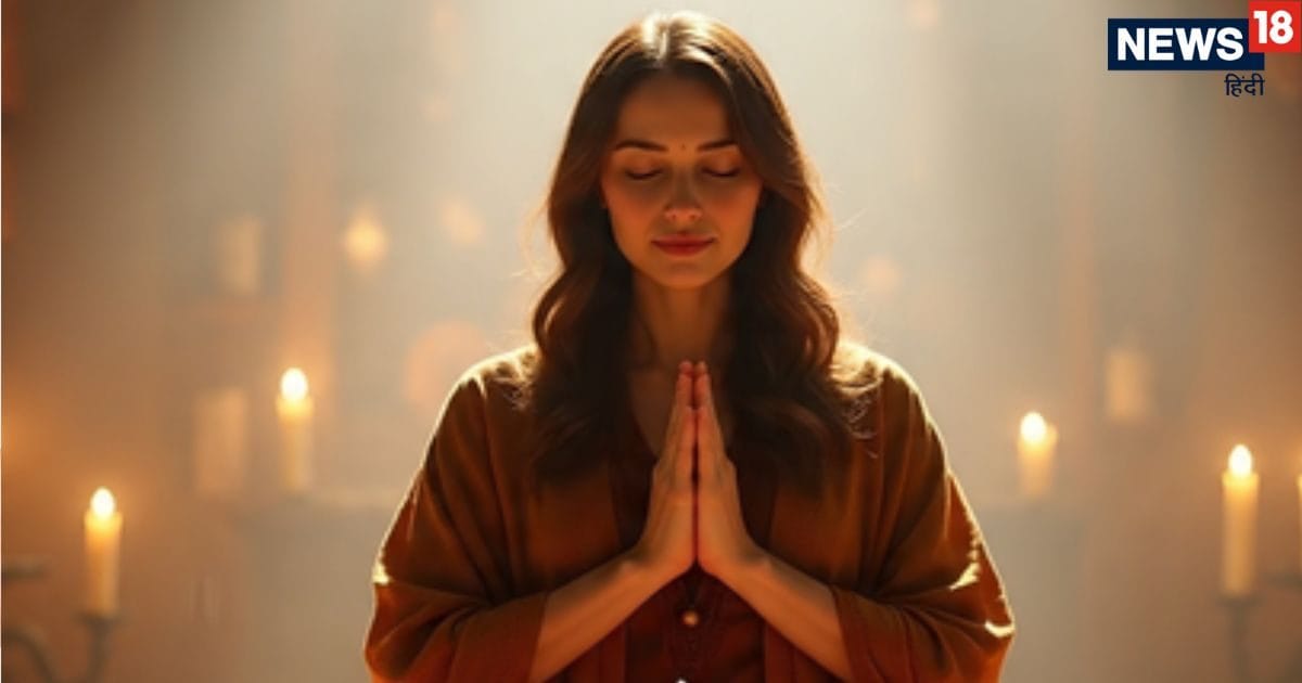 OM Symbol Of Supreme Om was first sound at beginning of creation Know mystery of entire universe ...