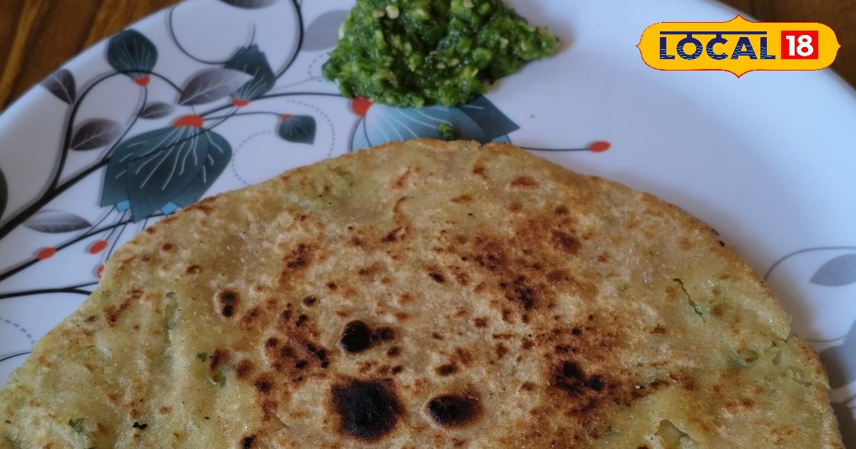 Make crispy and soft potato parathas at home just like the ones at a ...