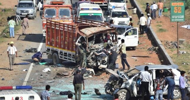 Sikar Accident : सीकर में बड़ा हादसा, 6 की मौत, 5 घायल; उदयपुर में ...
