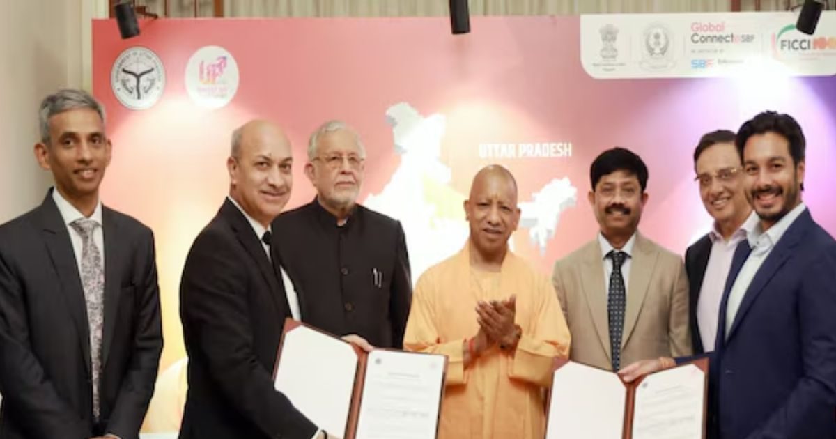 Universal Success Group| यूनिवर्सल ग्रुप क्या है, जिसने योगी आदित्यनाथ ...
