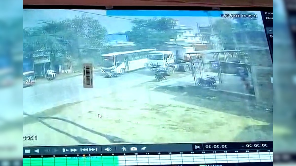 500 मीटर बाइक को घसीटता ले गया बस ड्राइवर, CCTV में कैद हुआ खौफनाक मंजर ...