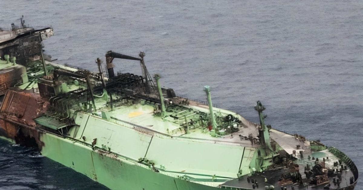 Russian Ghost oil tanker | Arctic Metagaz | Russia shadow fleet LNG ...