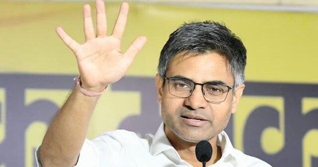 Sandeep Pathak FIR | AAP Rebel MP | आप के बागी संदीप पाठक पर बीजेपी में ...