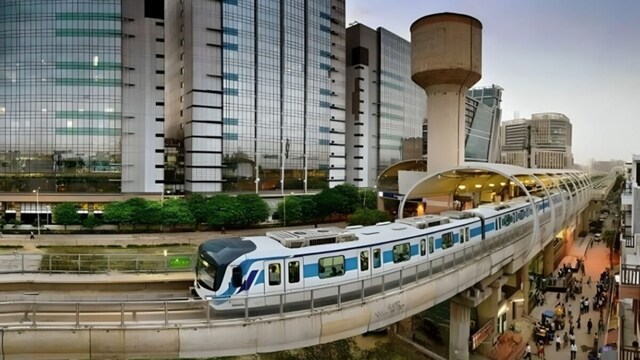 बिजली गुल हुई तो भी दौड़ती रहेगी गुरुग्राम रैपिड Metro, 5 मिनट में पावर ...