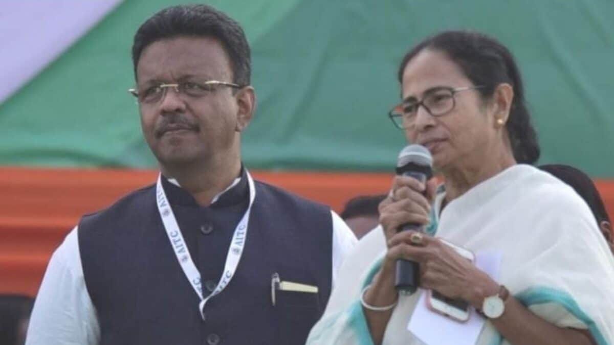 firhad hakim resigns kolkata mayor mamata banerjee - कौन हैं फिरहाद ...