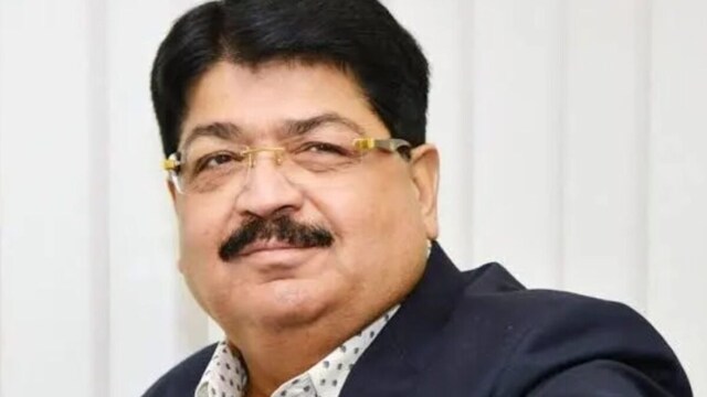 मीनाक्षी नटराजन के बाद अब झारखंड में परिमल नाथवानी के नामांकन में फंसा ...