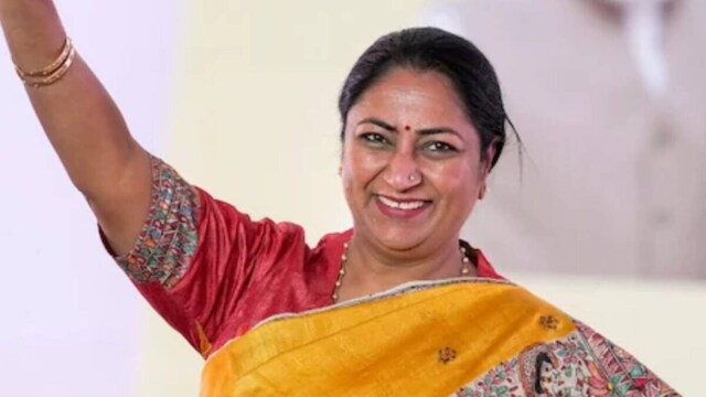 सीएम रेखा ने एक ही एजेंसी के 40 अफसर क्‍यों बदल दिए? जानें क्‍या है CPA ...