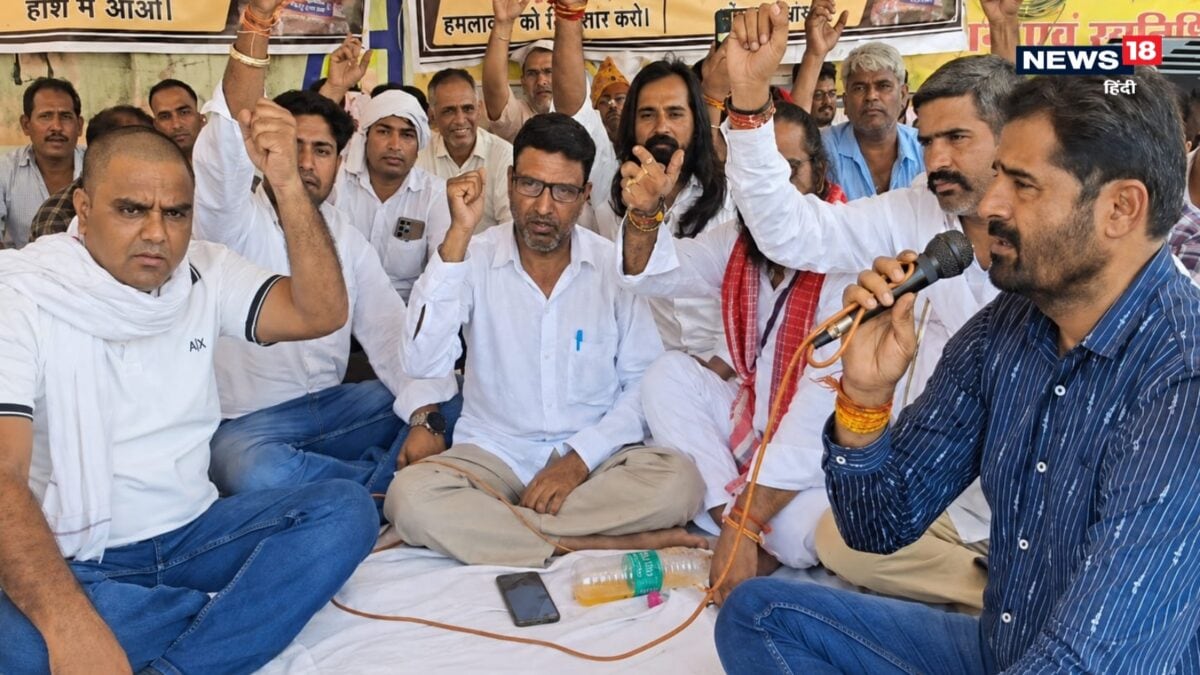 खाटूश्यामजी हमले के आरोपी अब भी फरार, गिरफ्तारी की मांग को लेकर ...
