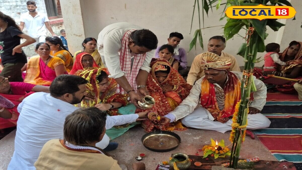 ना दहेज, ना खर्च की चिंता... गरीब बेटी की शादी कर बनीं मिसाल, 'मसीहा ...