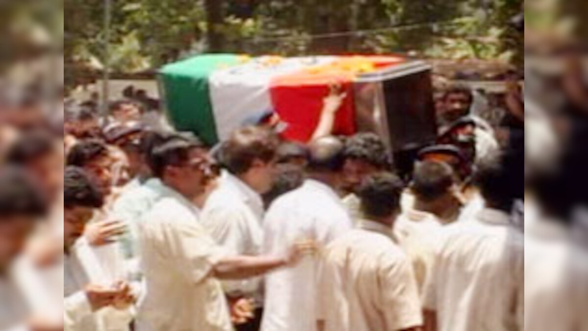 Leaders pay homage to Mahajan