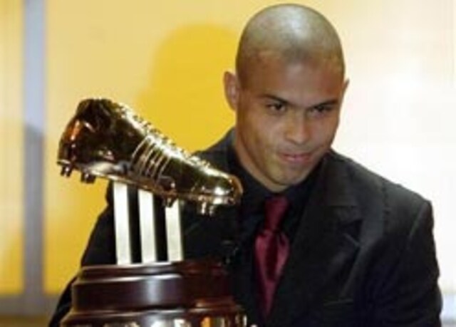 FIFA's Golden Boot award - News18