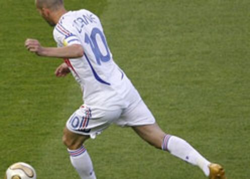 Zidane equals WC final goal record - News18