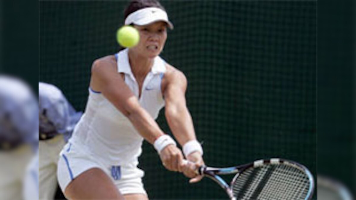 Li Na reaches quarters, makes history - News18