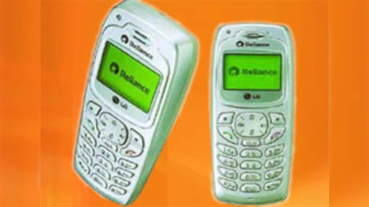 After Airtel, Reliance cuts roaming rate - News18