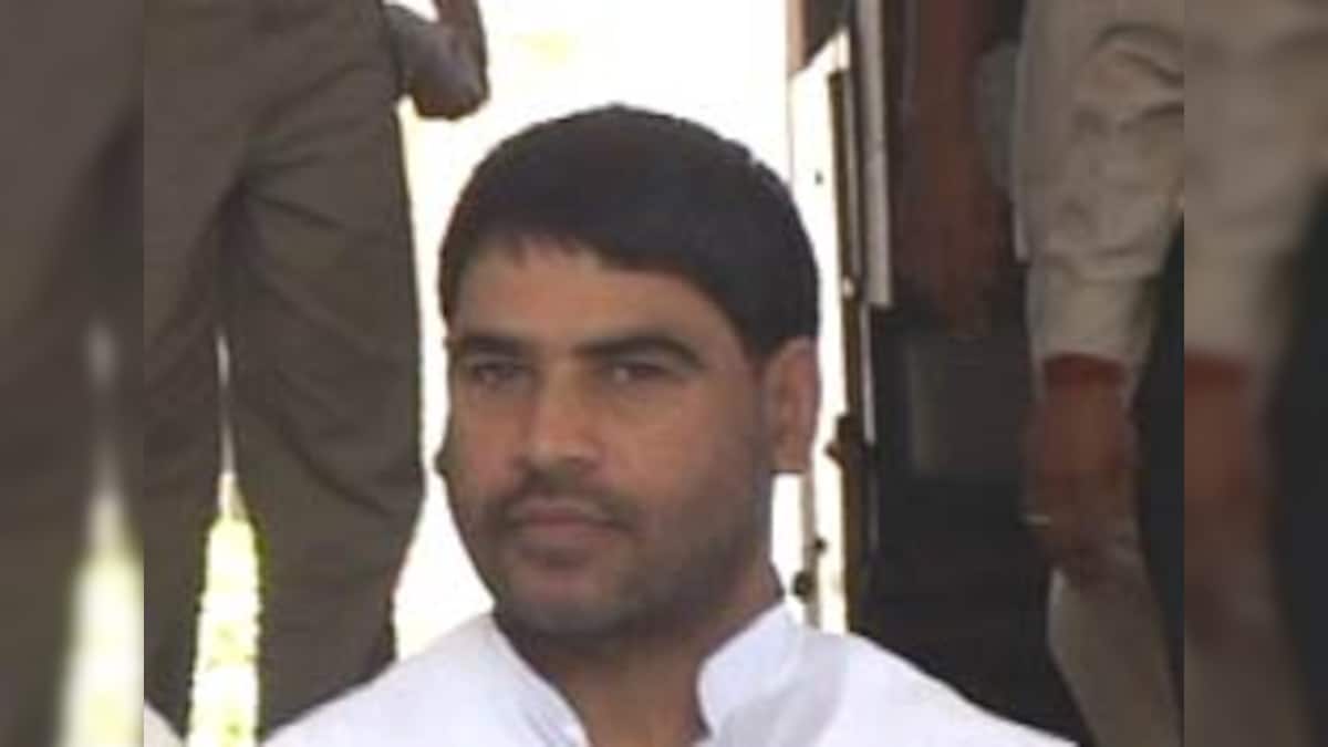 Sadhu Yadav accused of land grabbing