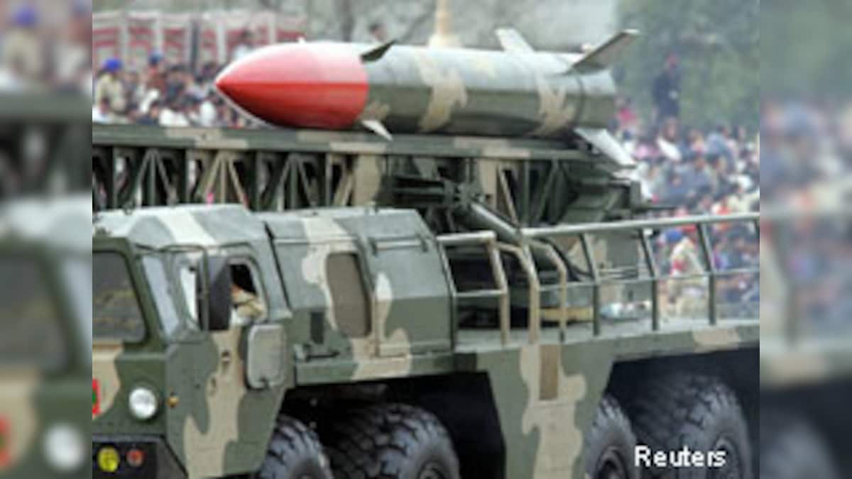 Pakistan tests short-range missile