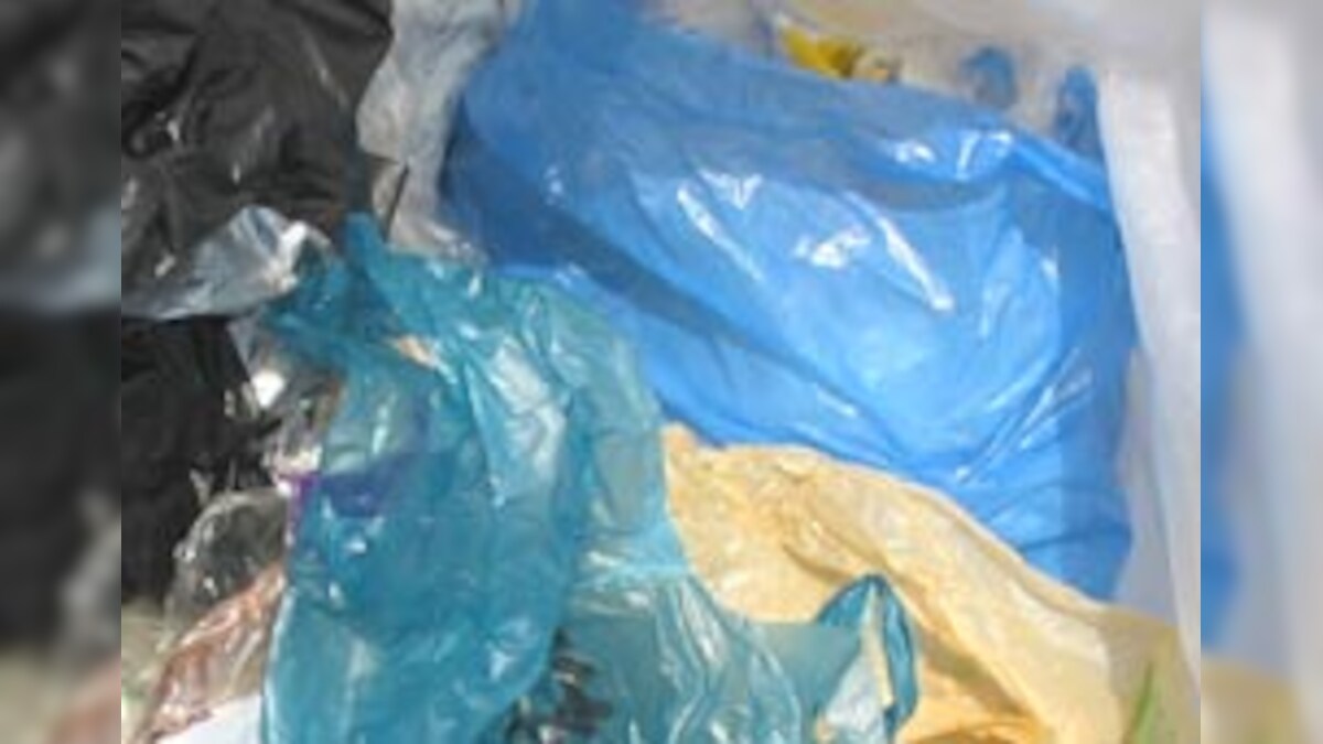 Delhi govt gives up on plastic battle - News18