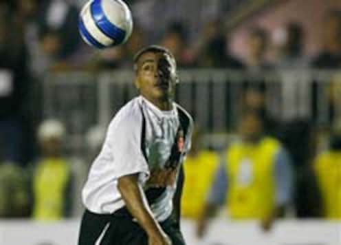 Romario scores goal No. 1000