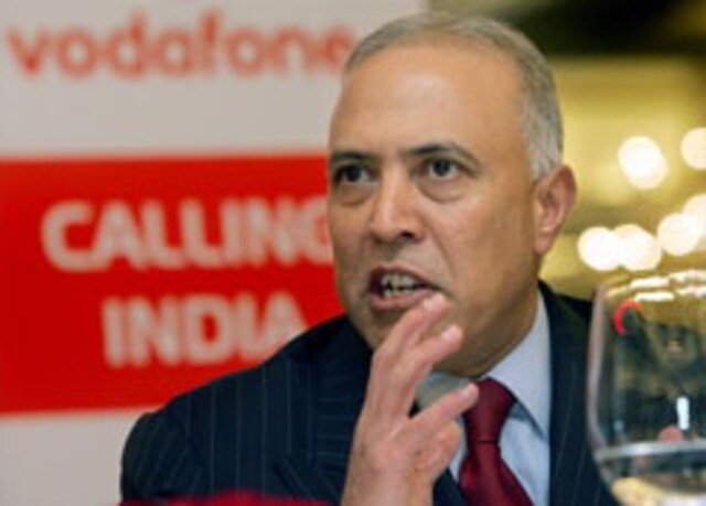 Arun Sarin earns more than Mittal - News18