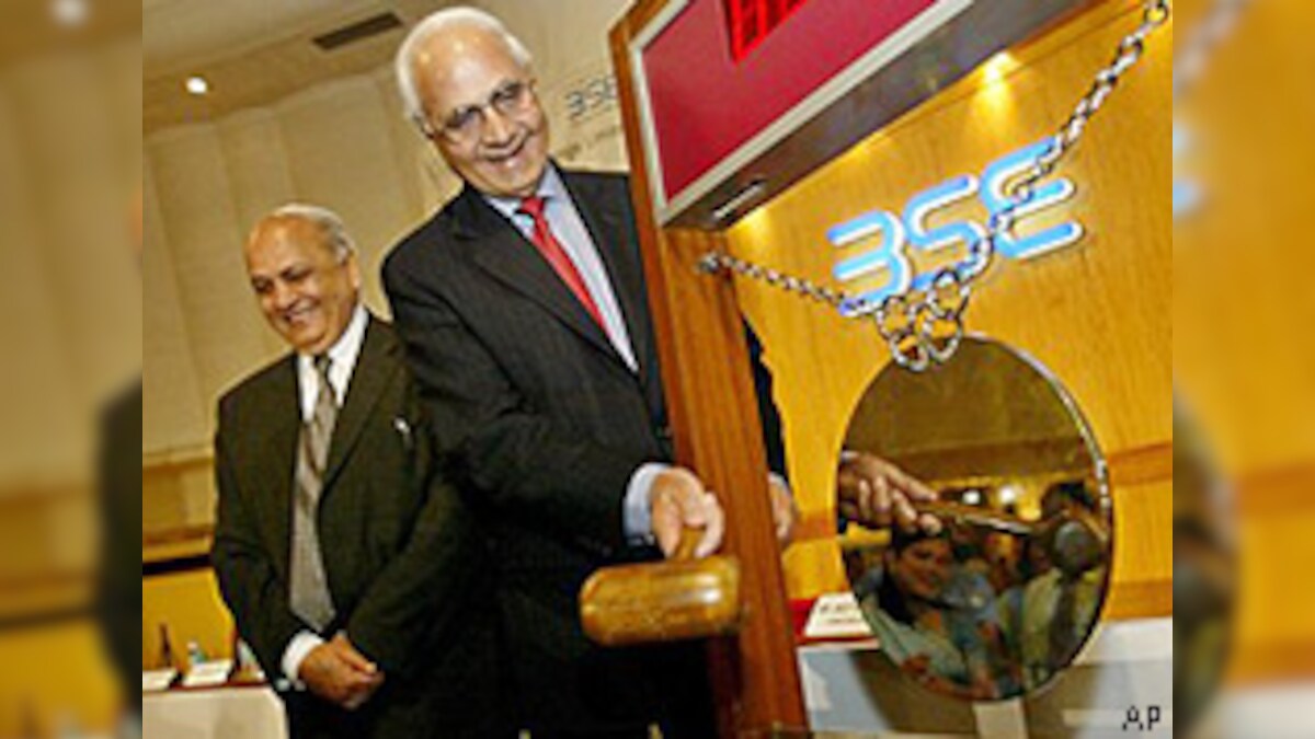 DLF family among world's richest after company listing - News18