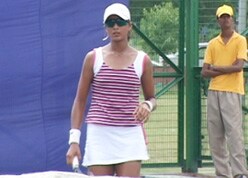 Next Sania in the making: Tara aims for the stars - News18