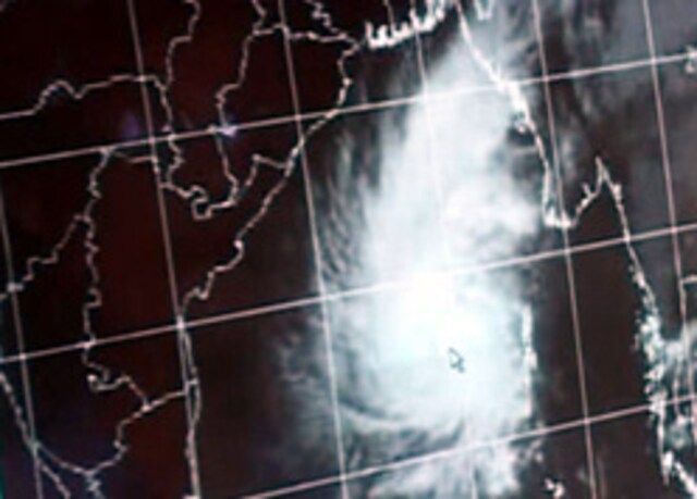 Cyclone leaves Orissa unscathed, veers off Bengal - News18