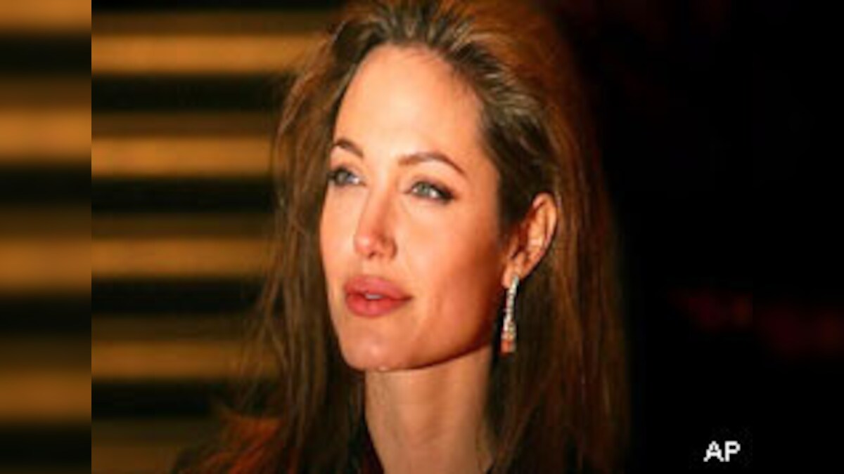 Angelina Jolie Enjoys On Screen Sex Scenes News18 7913