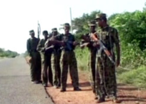 LTTE attacks Sri Lanka's eastern port city naval base