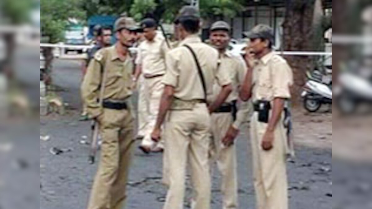 Beware! Hoax calls now a non-bailable offence - News18