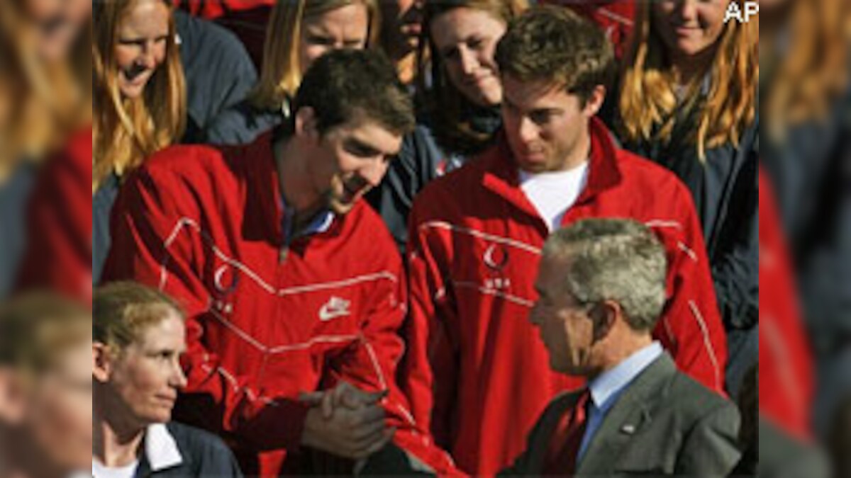 Bush meets US Olympians, impressed by Phelps' mom - News18