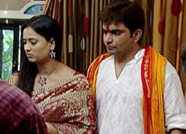 Bigg Boss star Raja's superstar wife doesn't miss him - News18