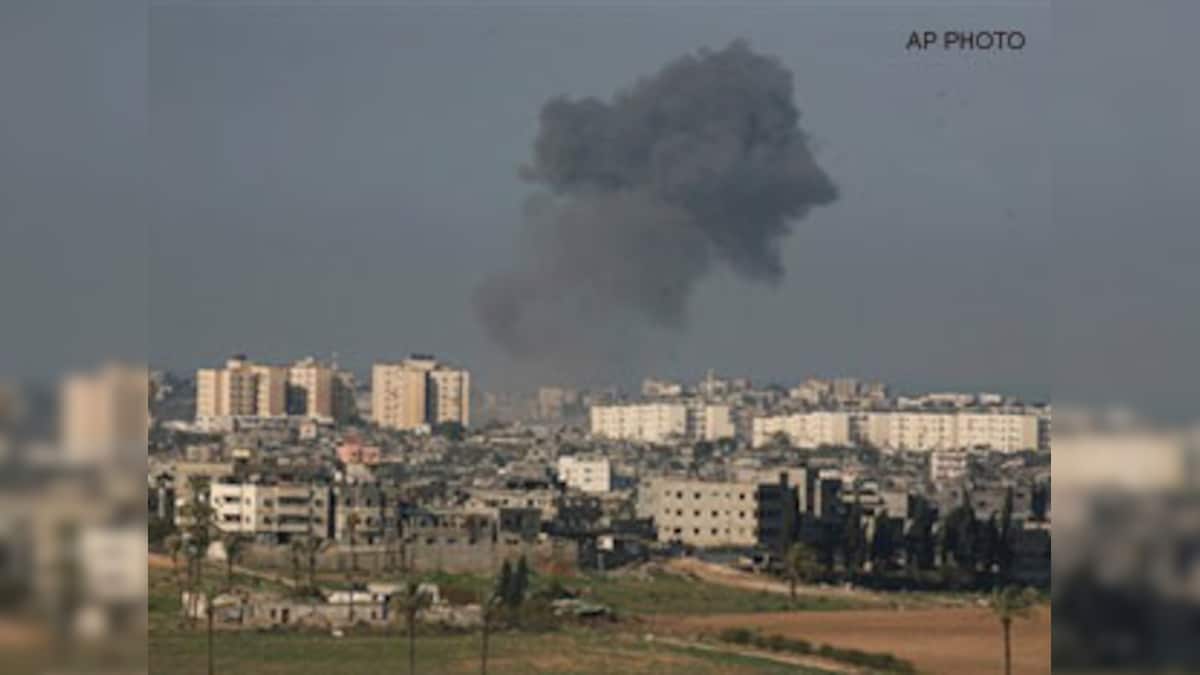 Israeli tank strike kills 8 in northern Gaza