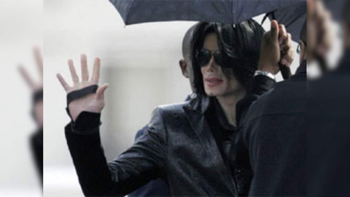 Expert says Michael Jackson's nose may fall off - News18