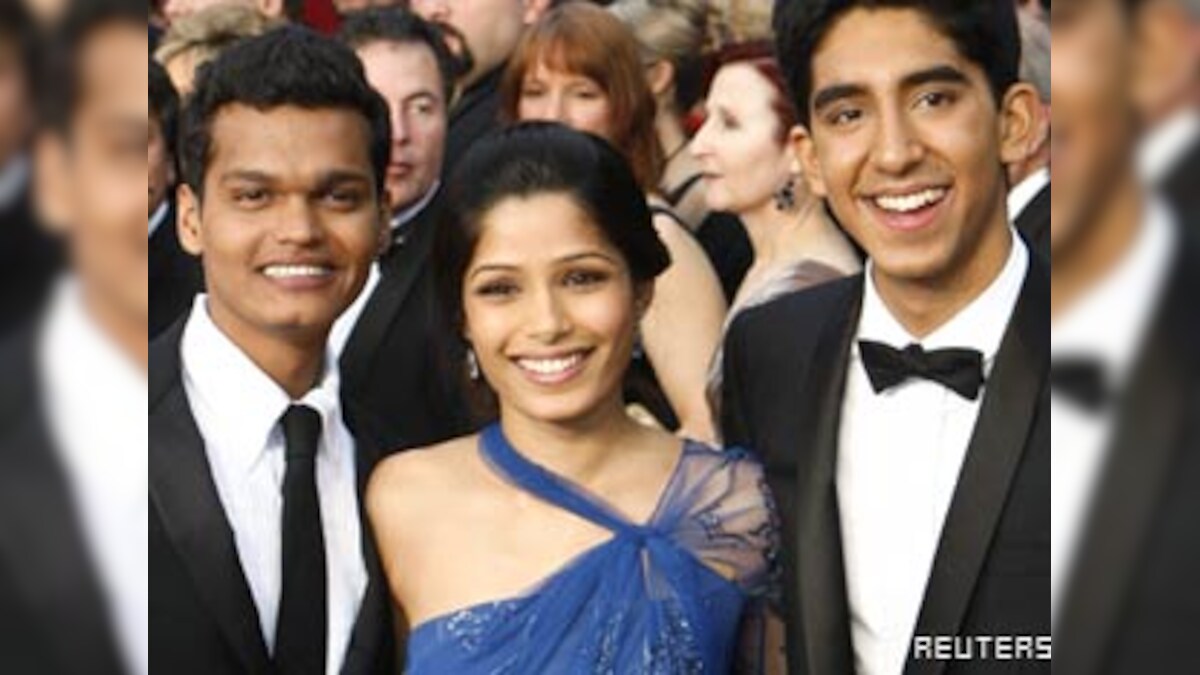 Photogallery: Slumdog team dazzles at the Oscars - News18