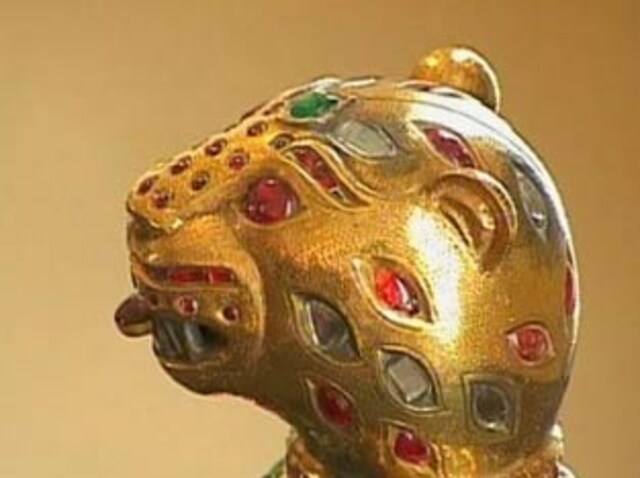 Tipu Sultan's throne sold for 3,89,600 pounds - News18