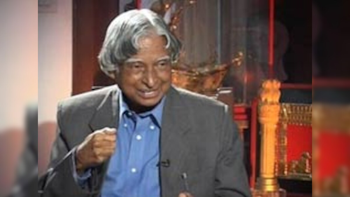 Four US airline officials booked for frisking Kalam - News18