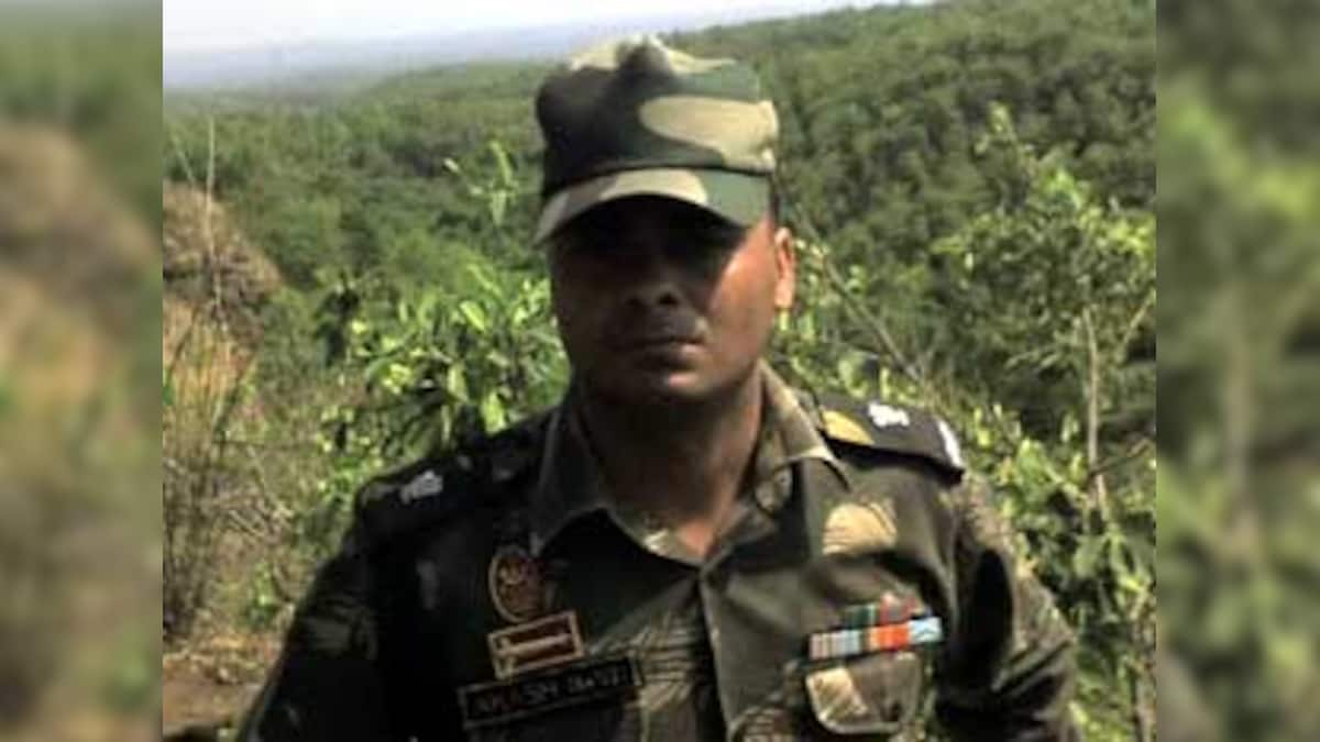 Army officer given hero's farewell in Jammu - News18