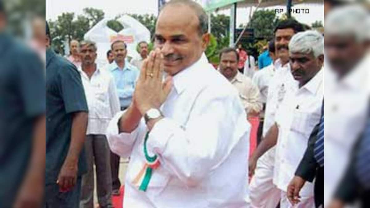 Shock across political spectrum at YSR's death - News18