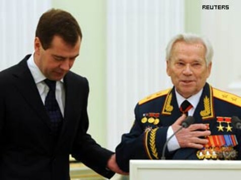 Kalashnikov designer turns 90, gets hero medal - News18