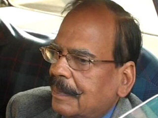 Enhance Rathore's sentence in Ruchika case: CBI - News18