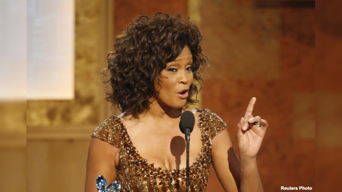 Whitney Houston rubbishes drug use reports