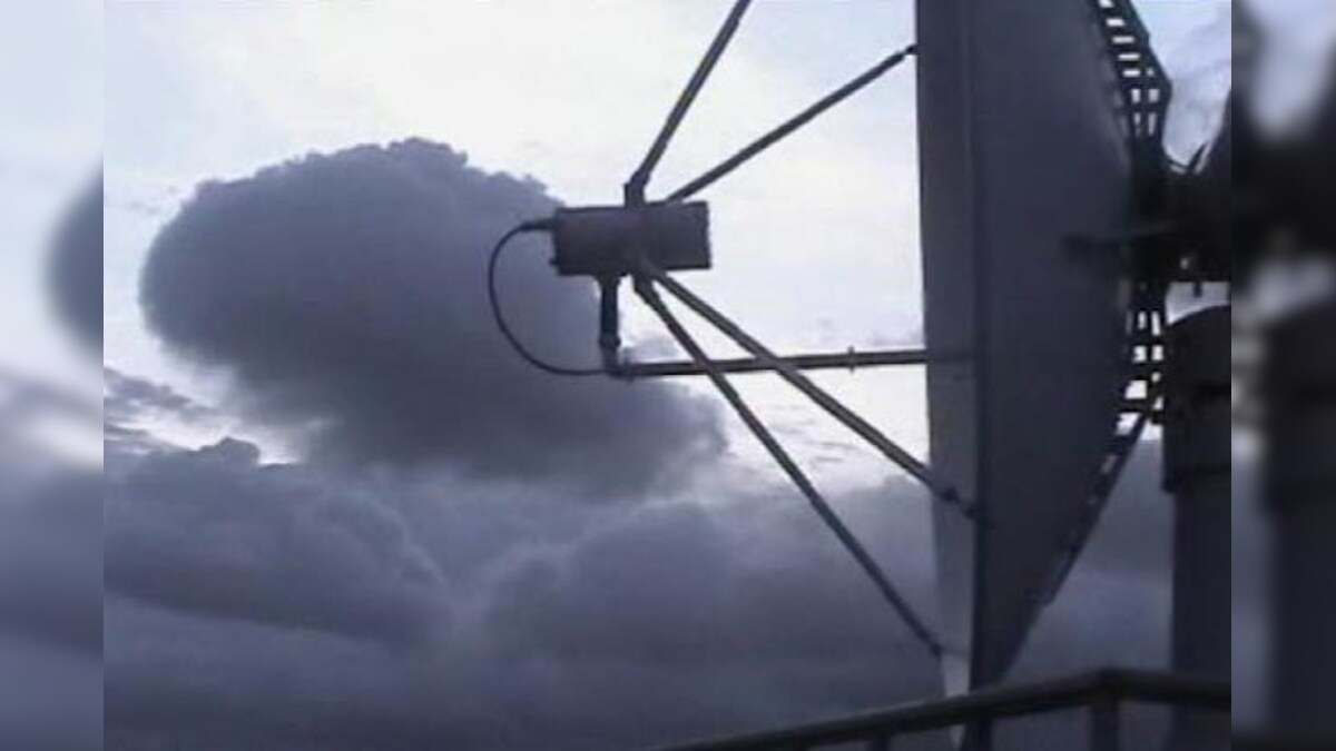 Cyclone Laila weakens, but threat remains - News18