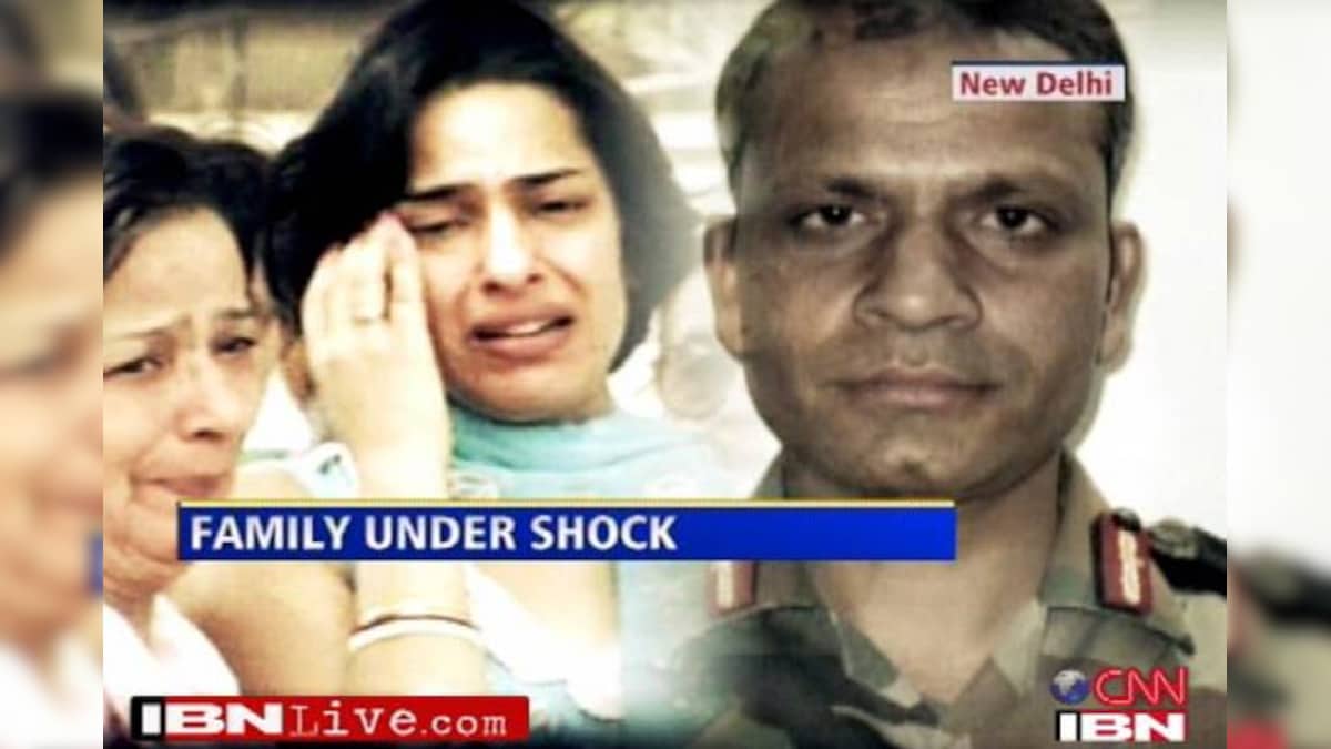 Slain Kashmir hero Colonel Sood laid to rest - News18