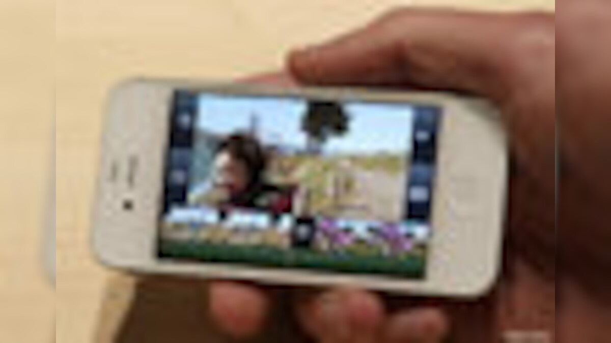 Will Apple recall the iPhone 4?