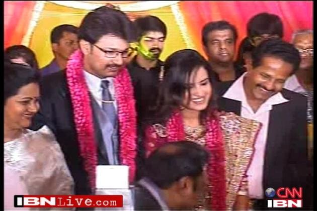 DMK shows its strength at Alagiri son's wedding - News18