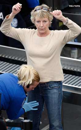 In pics: US security checks invade the body - News18