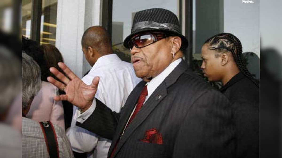 MJ's dad files new wrongful death suit - News18