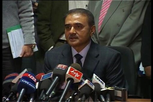 Praful calls Nira Radia an 'economic terrorist'