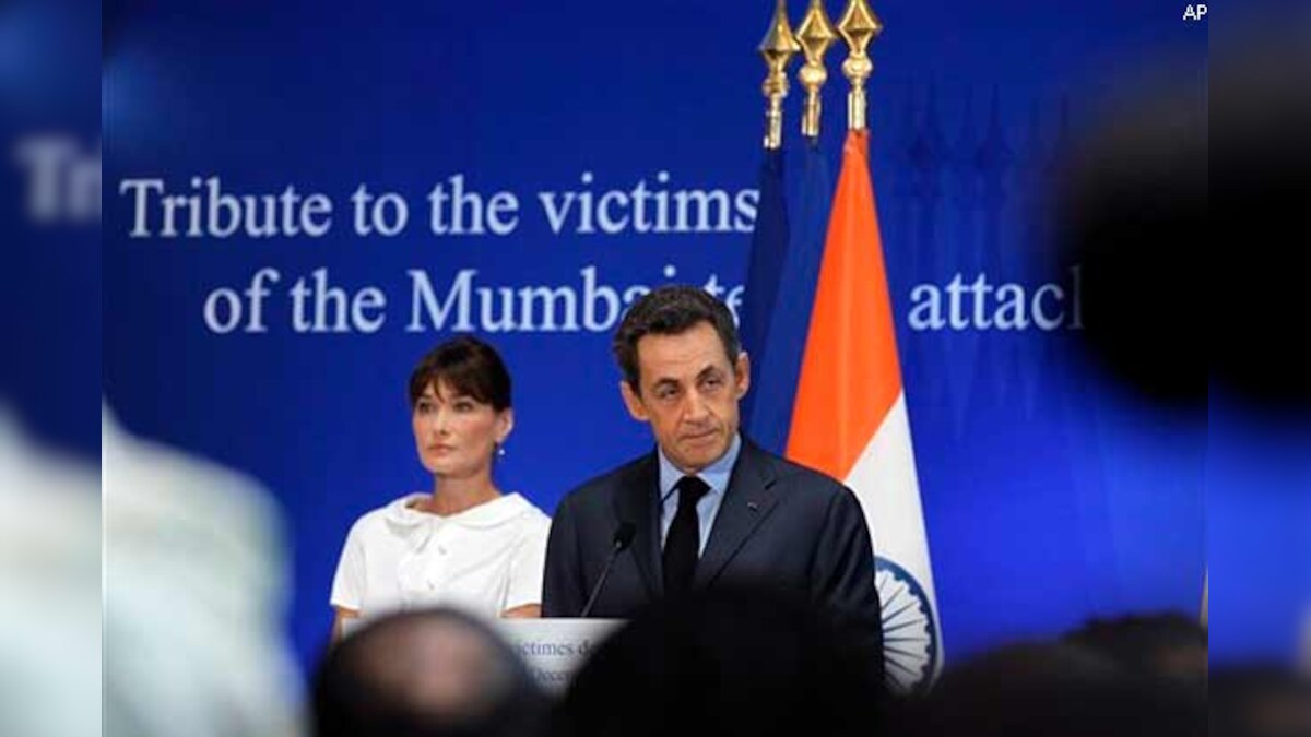 Sarkozy, Bruni pay homage to 26/11 victims